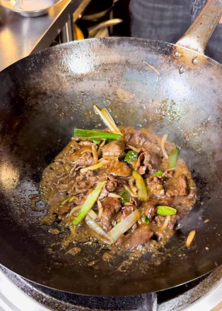 Beef with Oyster Sauce (Bruce Lee Beef) - dimsimlim.com